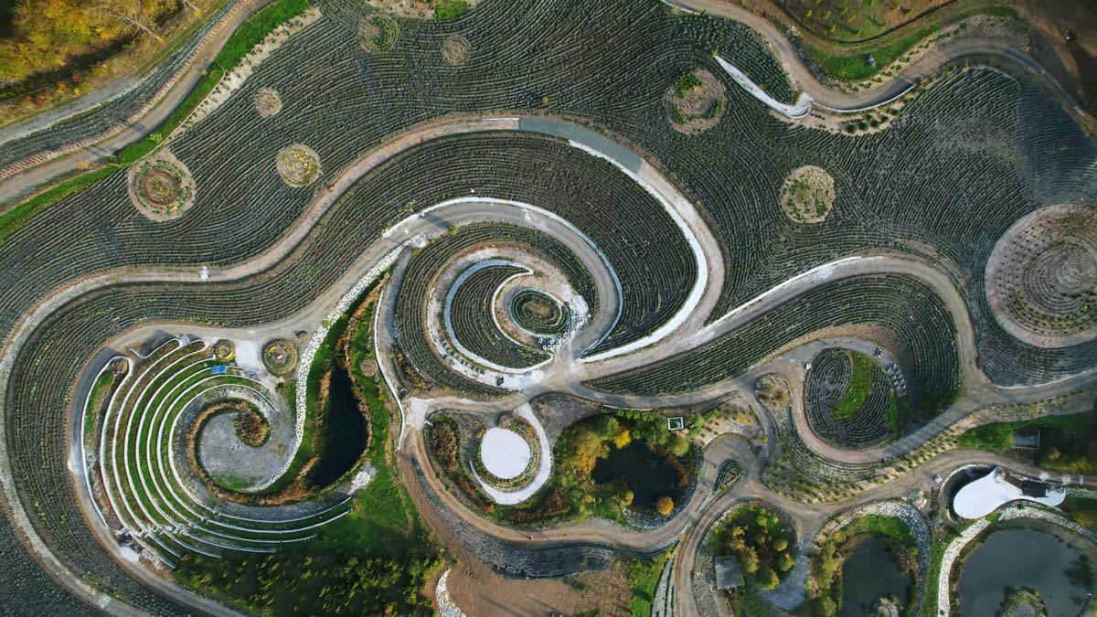 ゴッホの名作『星月夜』を再現する広大な庭園が来春オープン！ スターリーナイト・リトリート – ぽりとぴ